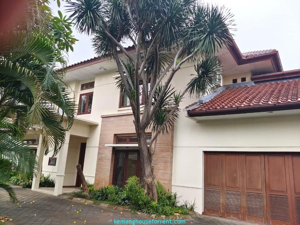 Rental House In Kemang Timur, 5 Bedroom and 2 Story