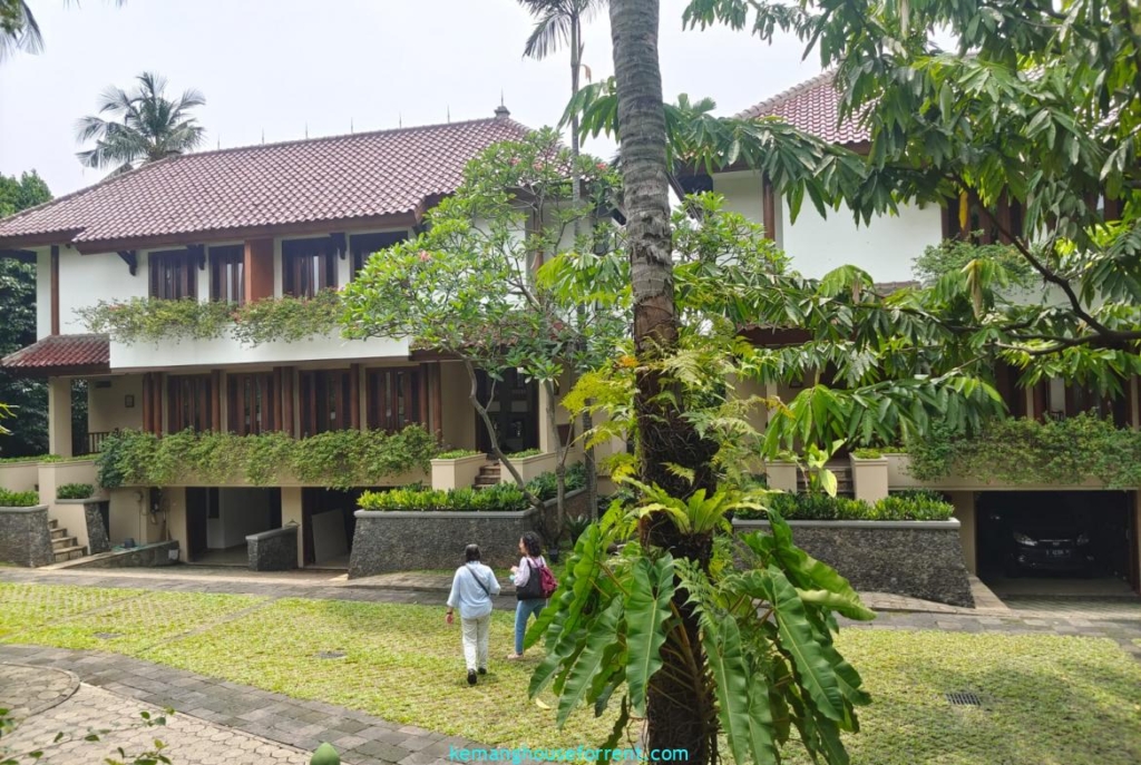 Saraswati Compound Cipete South Jakarta: A Beautiful Home